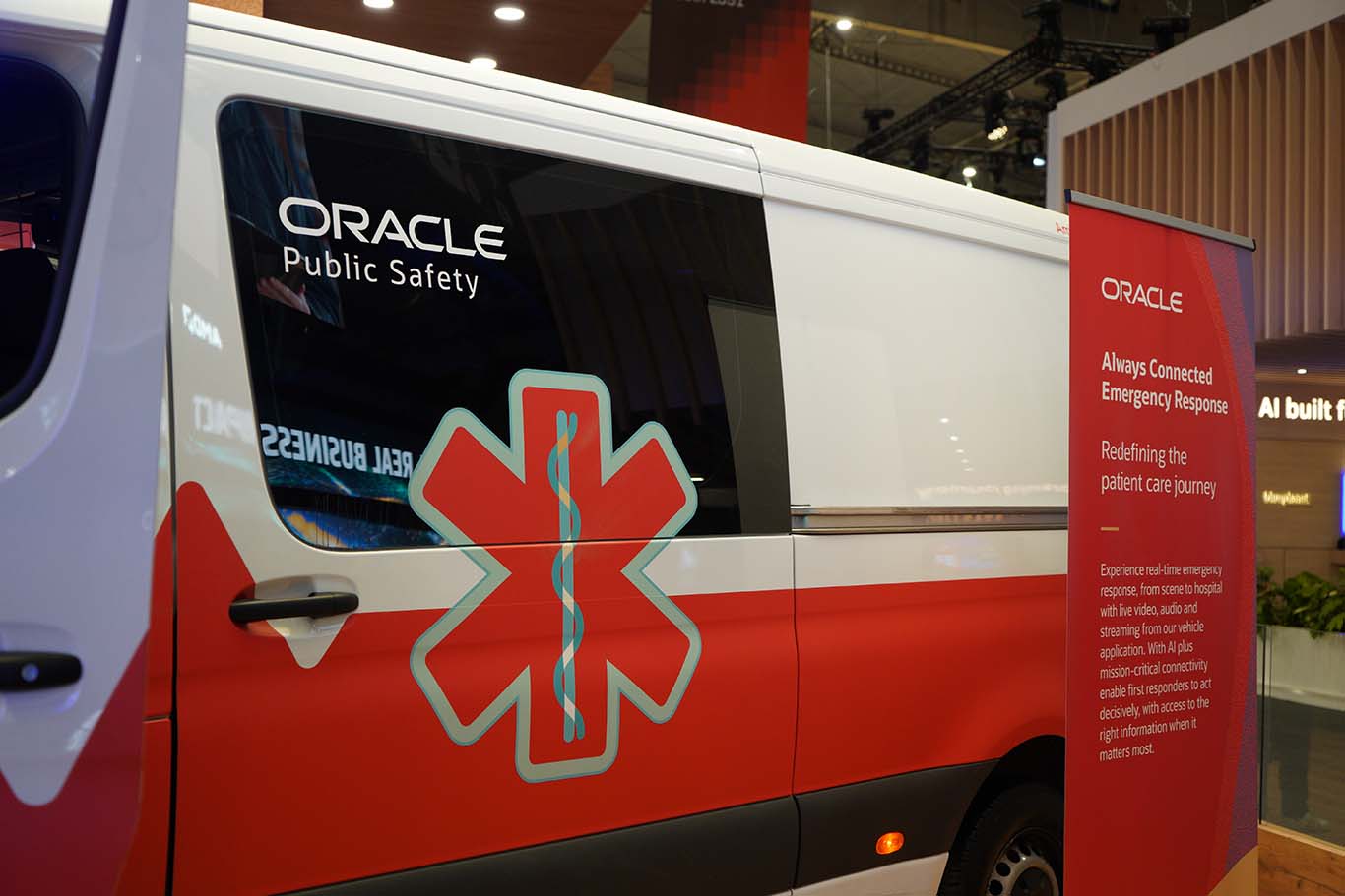 [MWC 2026] Oracle presenta su experiencia Always Connected Emergency ...